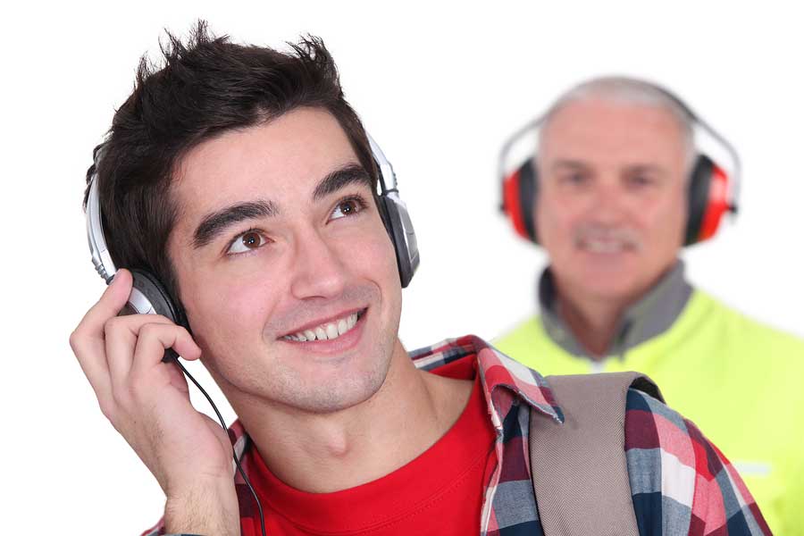 Do Women Have an Adam’s apples?